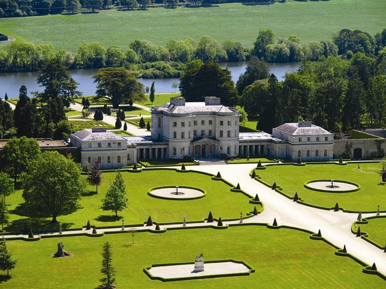 Looking For A New House? 19 Luxurious Houses That Will Cost You More ...