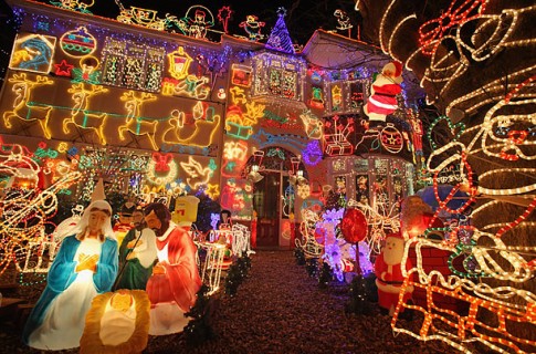 11 Houses With Crazy Christmas Decorations